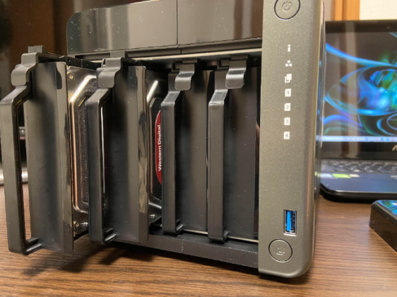 How to Set Up and Get Started with a QNAP NAS | ITEnterpriser